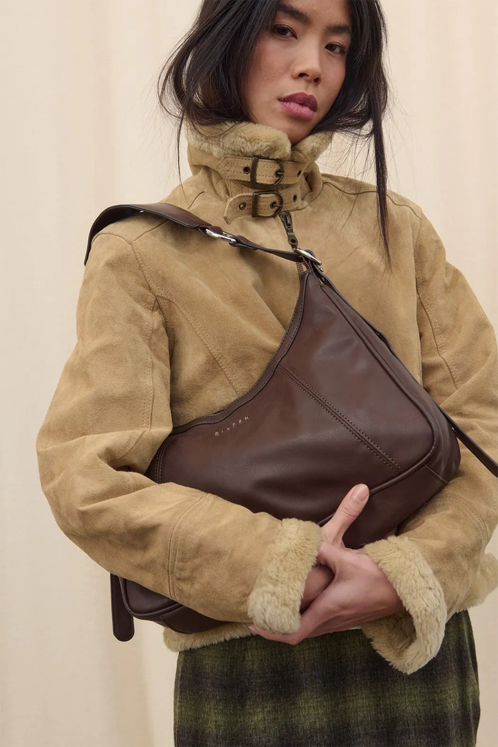 Filippa Crossbody Bag i Chocolate Brown - Silfen Studio - QNTS